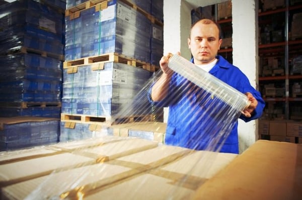 Why Hand-Wrapping Pallets is Losing You Money
